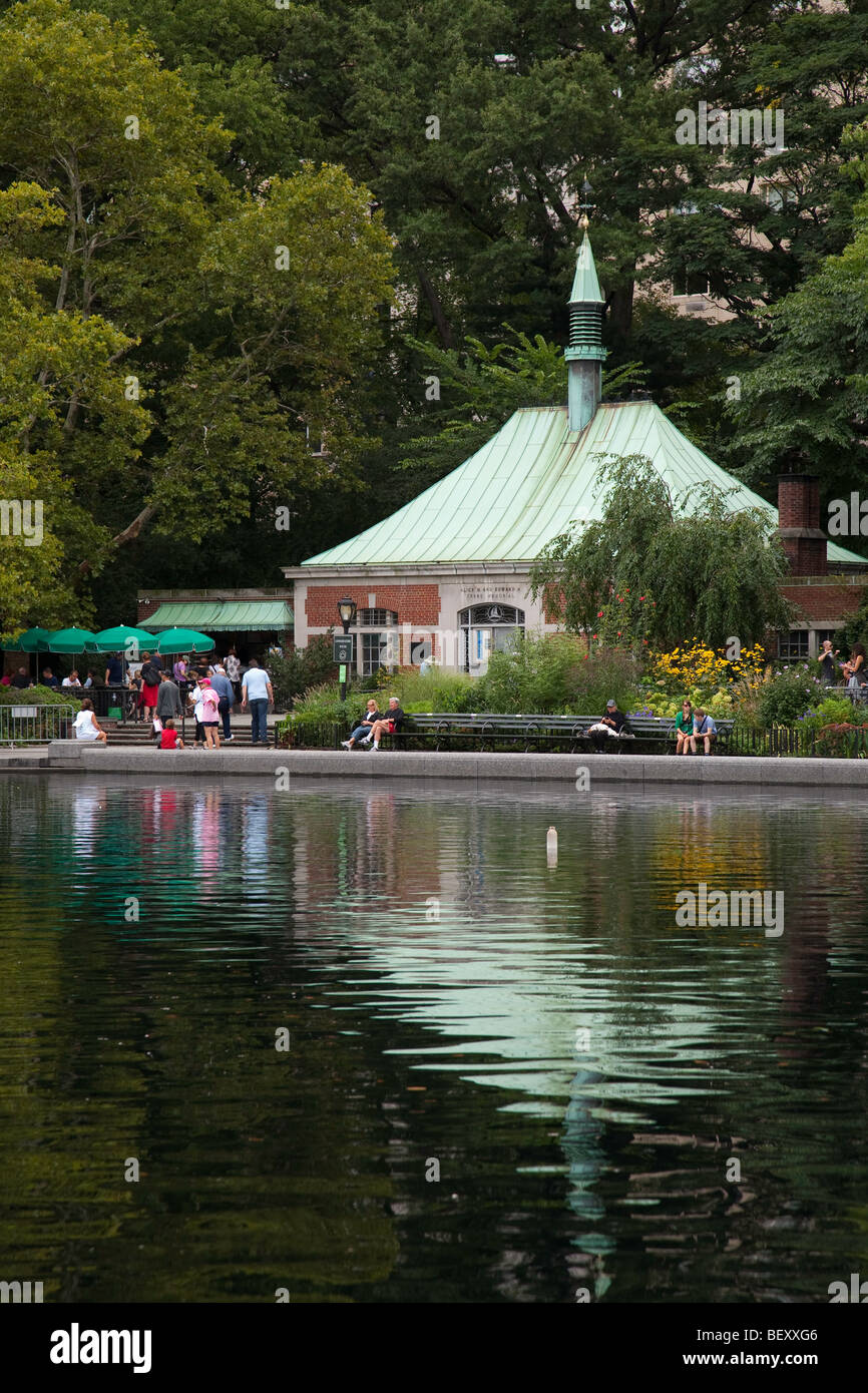 Conservatory Water in Central Park, New York City Stock Photo - Alamy