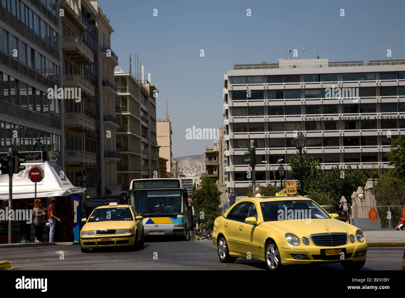 Vasilissis Amalias Avenue Athens Greece Stock Photo - Alamy