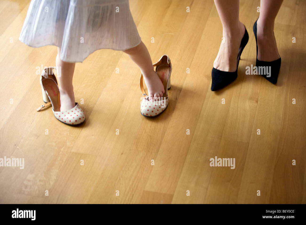 mother and daughter, close up of foots Stock Photo - Alamy