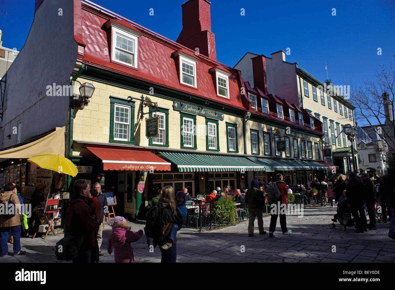 Quebec city tourists st louis hi-res stock photography and images - Alamy