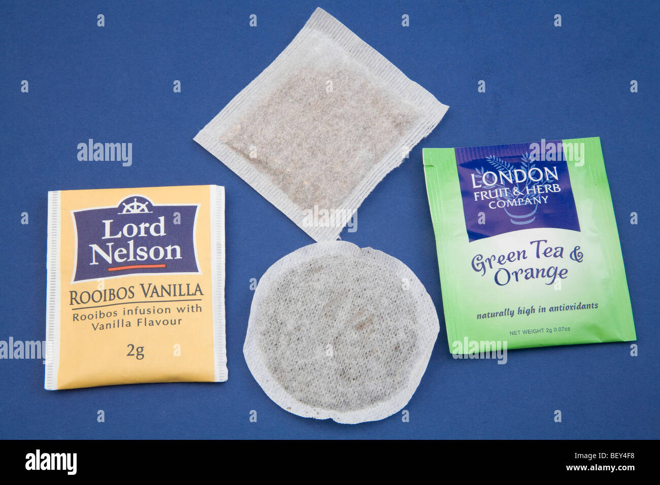 Round tea bags hi-res stock photography and images - Alamy