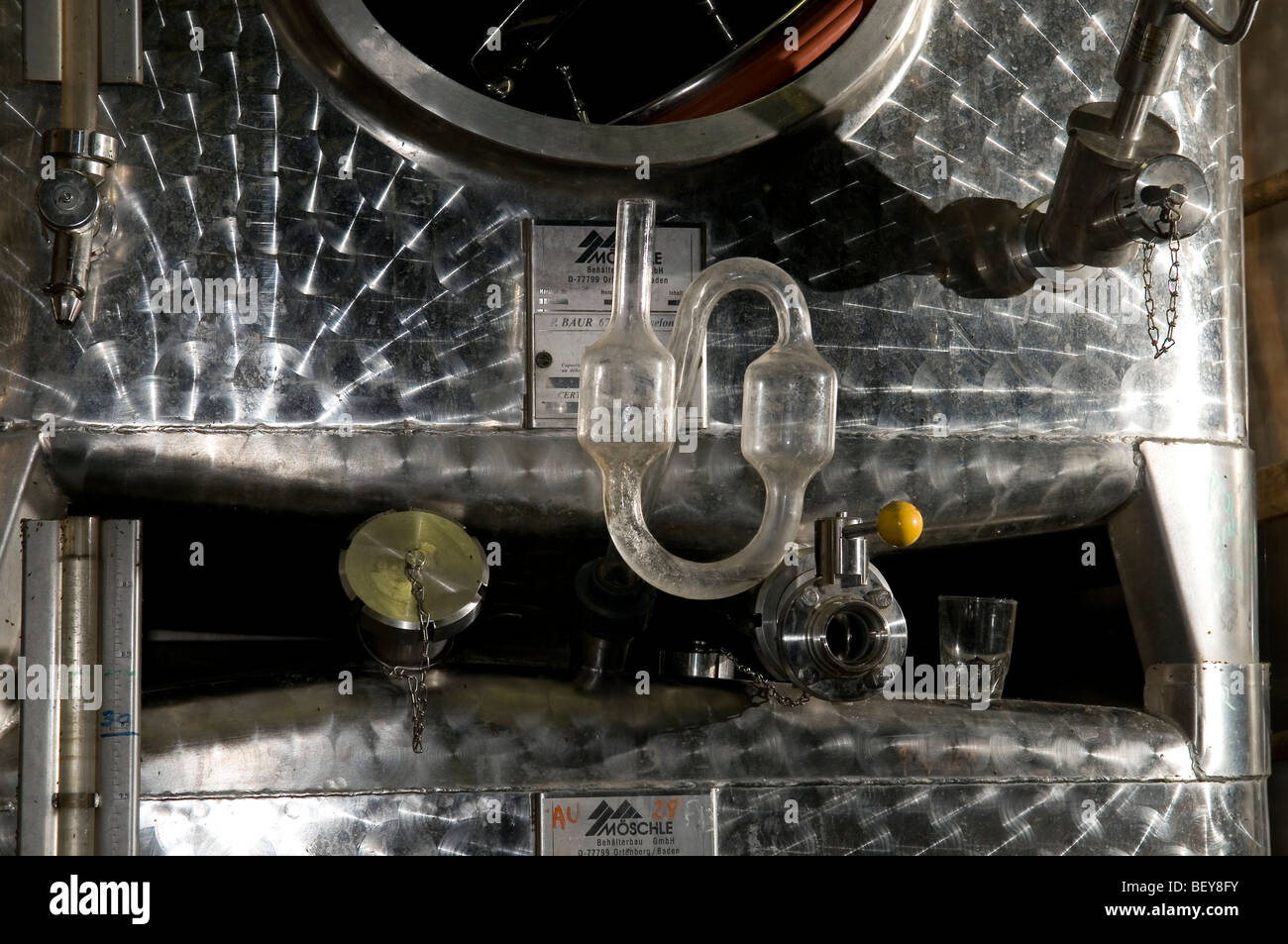 Glass pipe hi-res stock photography and images - Alamy