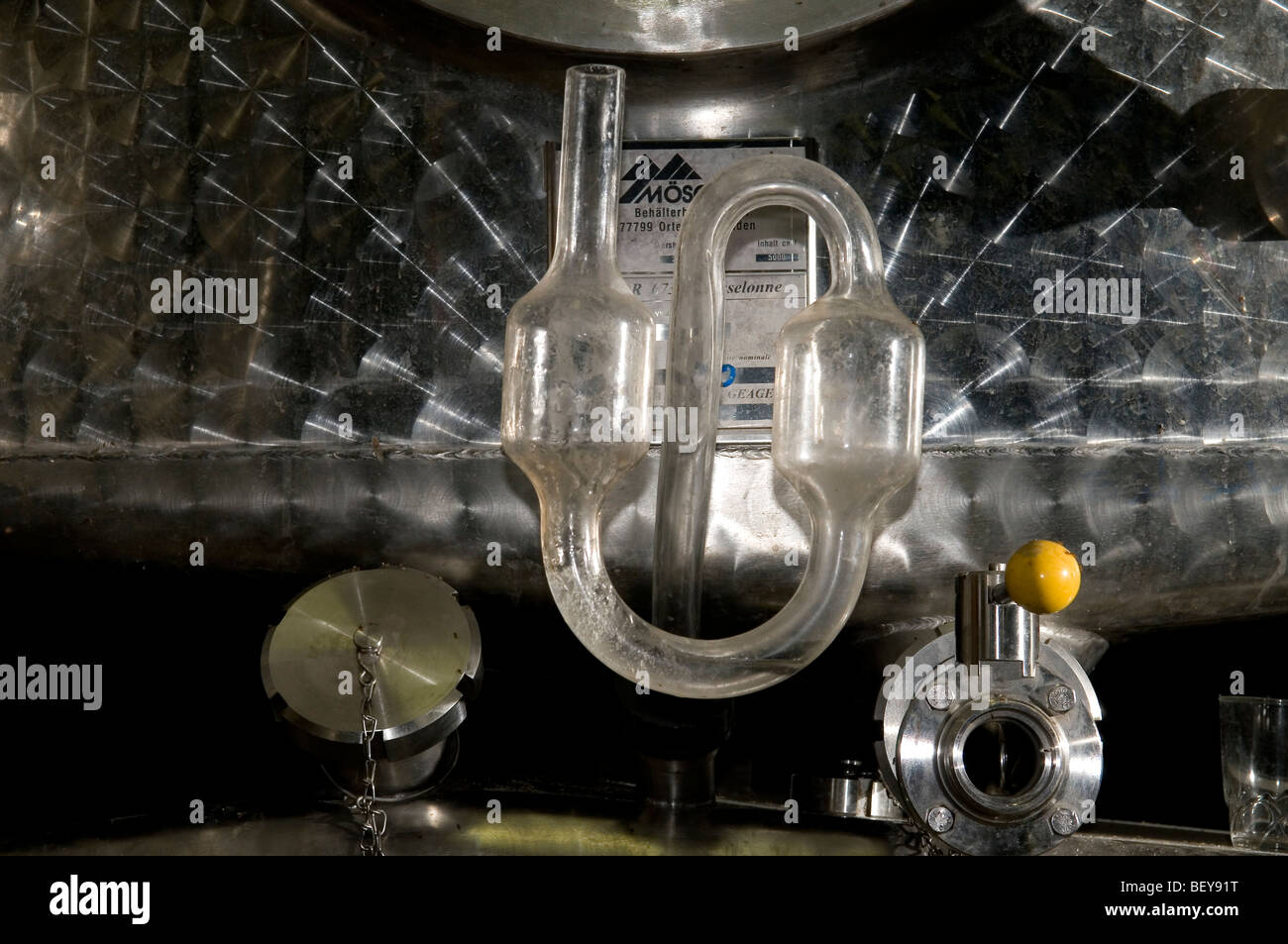 Fermentation alcool hi-res stock photography and images - Alamy