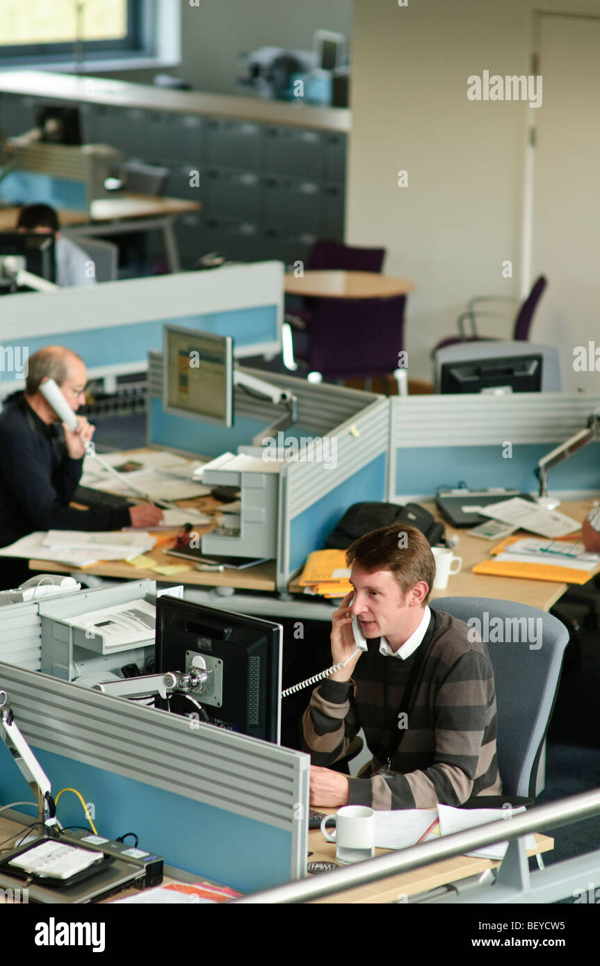 Open plan offices hi-res stock photography and images - Alamy