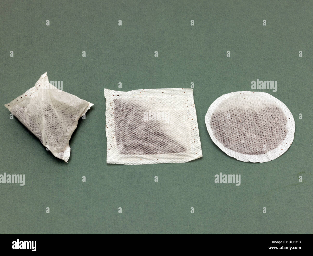 Tea bags pyramid hi-res stock photography and images - Alamy