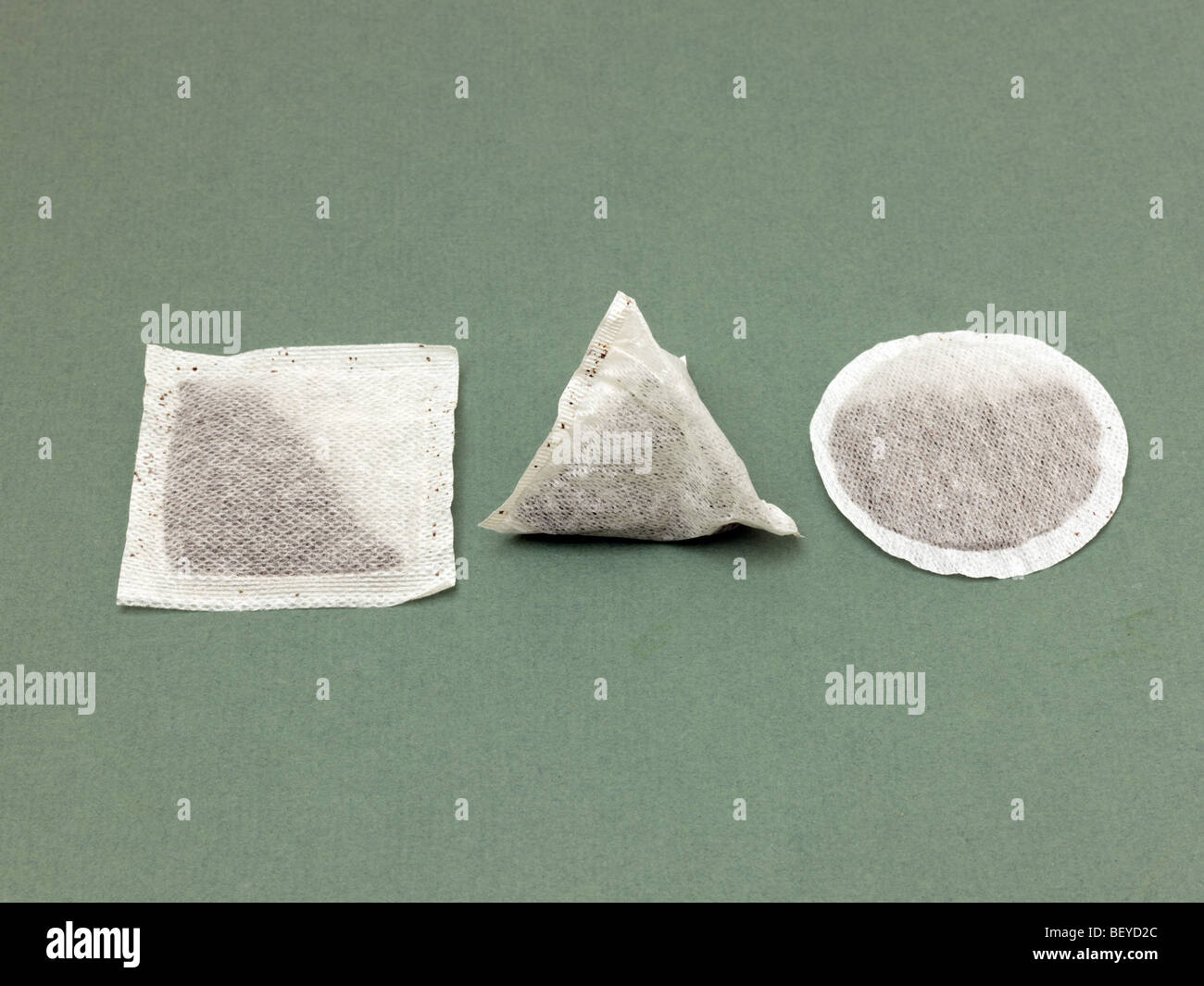 Pyramid tea bags hi-res stock photography and images - Alamy