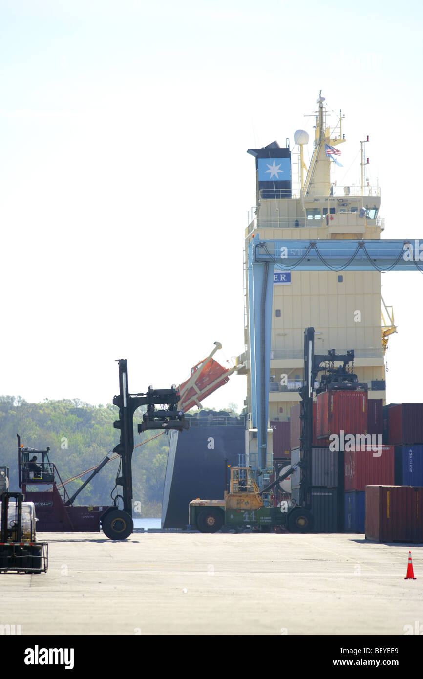 Ship paths hi-res stock photography and images - Alamy