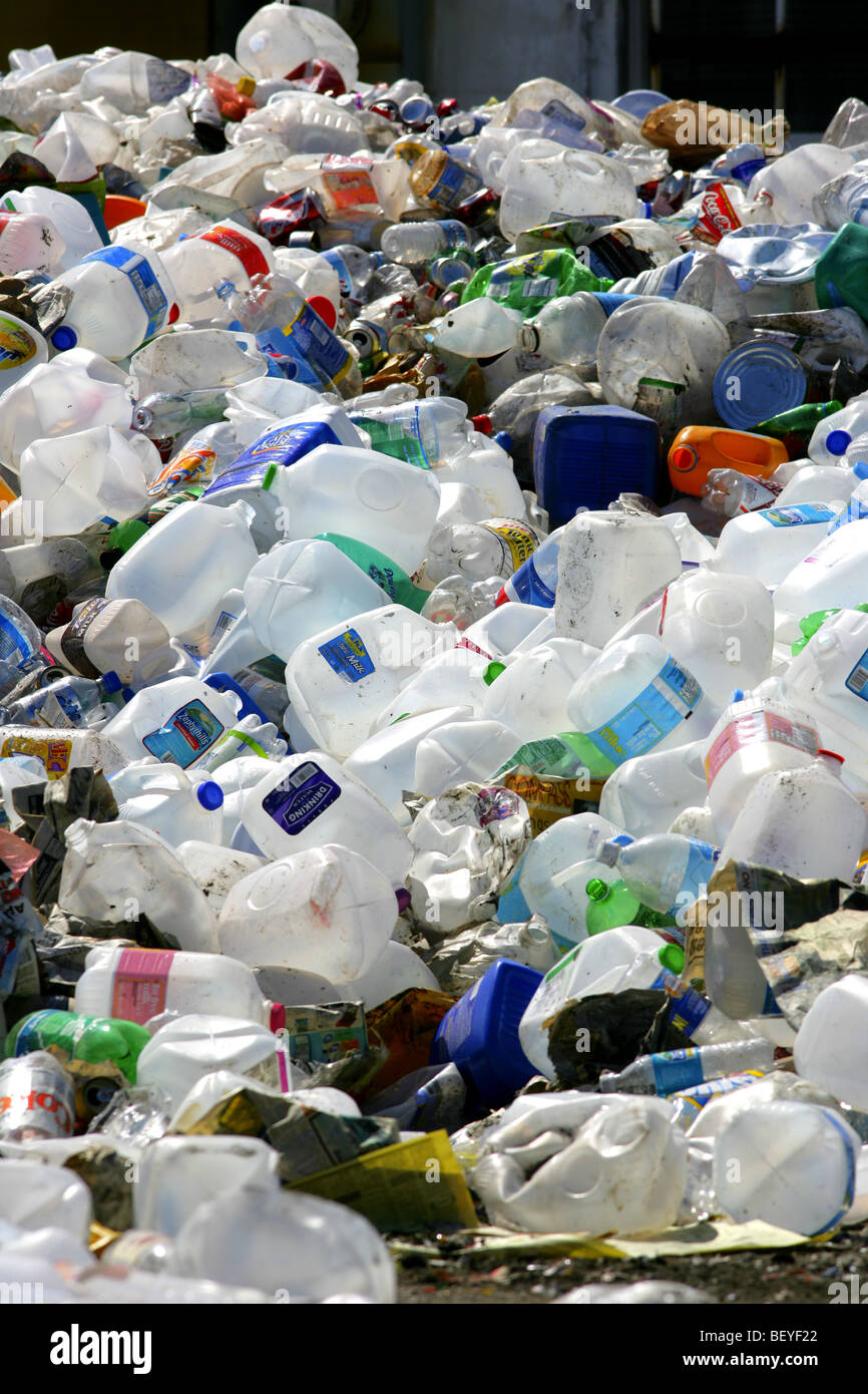 Plastic recycling facility Stock Photo - Alamy