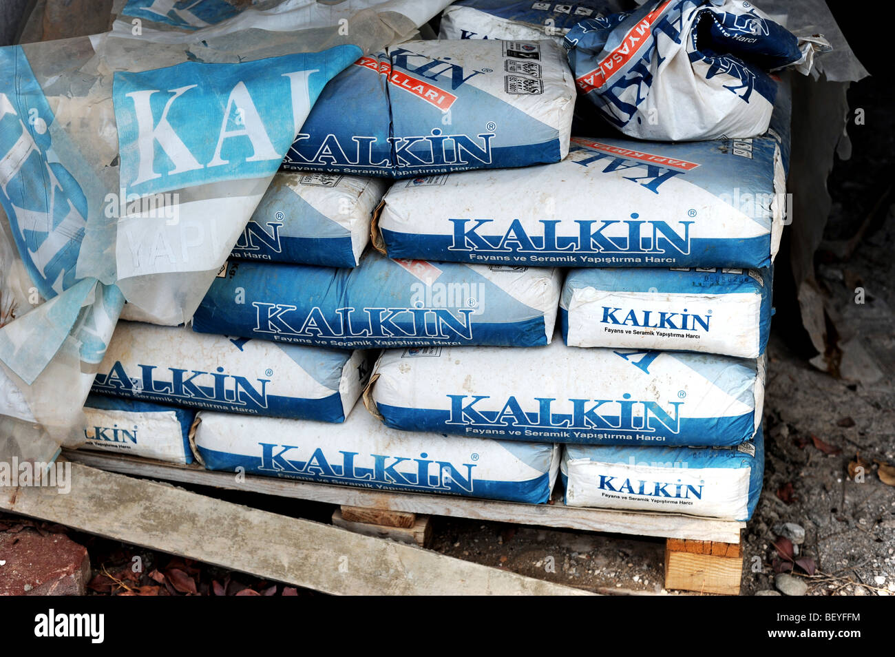 Cement bag hi-res stock photography and images - Alamy