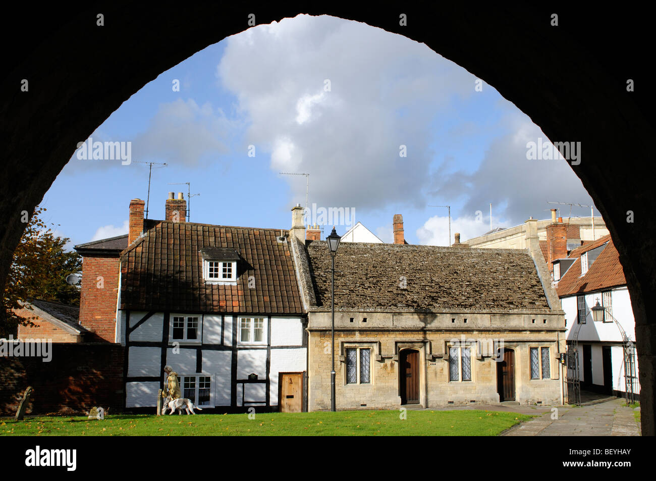 St john the baptist church devizes hi-res stock photography and images ...