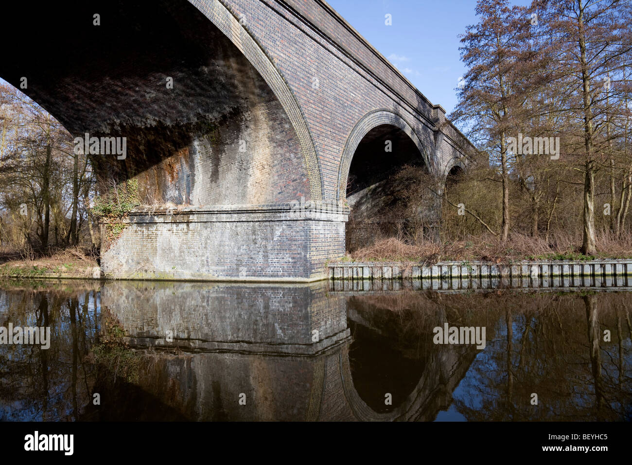 England, Greater London, Grand Union Canal at Denham Country Park with ...