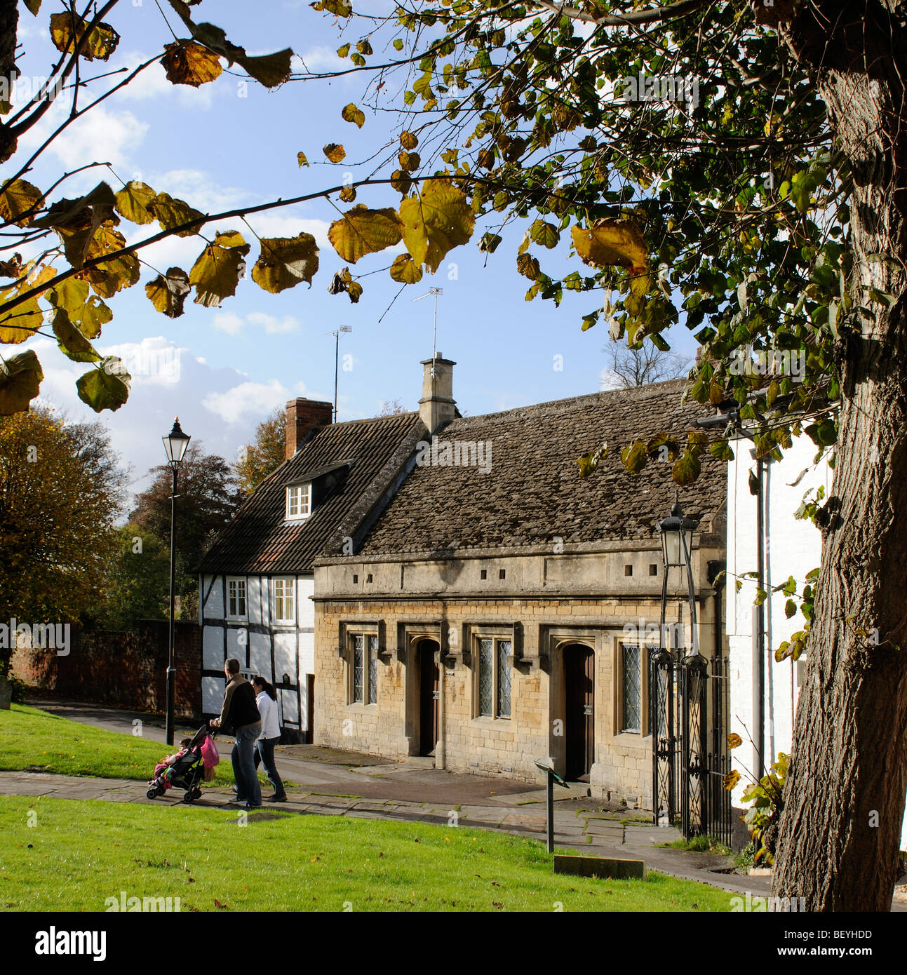 St john the baptist church devizes hi-res stock photography and images ...