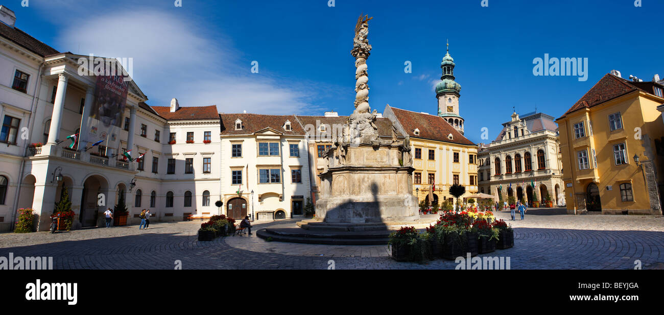 The Holy Trinity Statue, the first Baroque twisted coloumn in Central ...