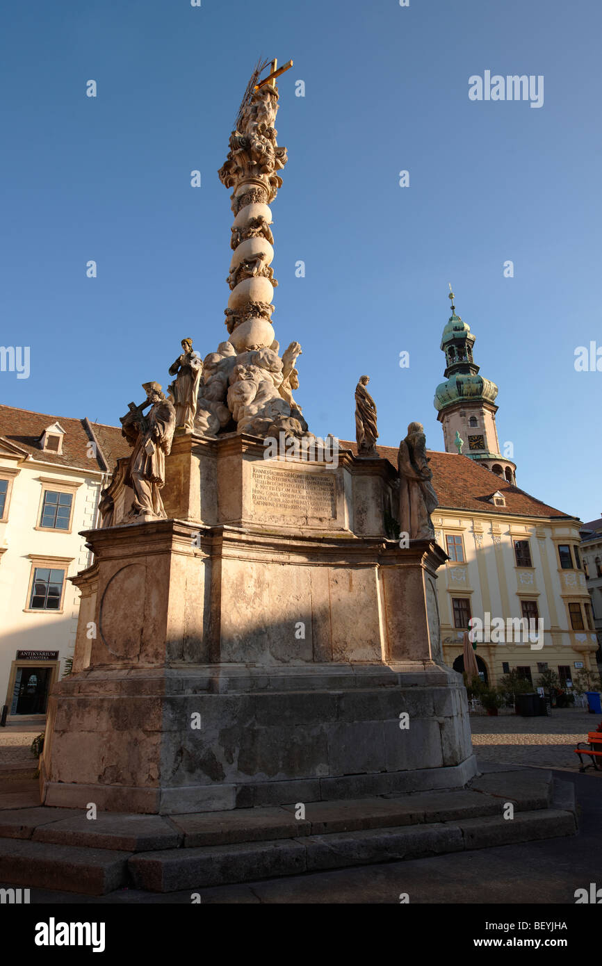The Holy Trinity Statue, the first Baroque twisted coloumn in Central ...