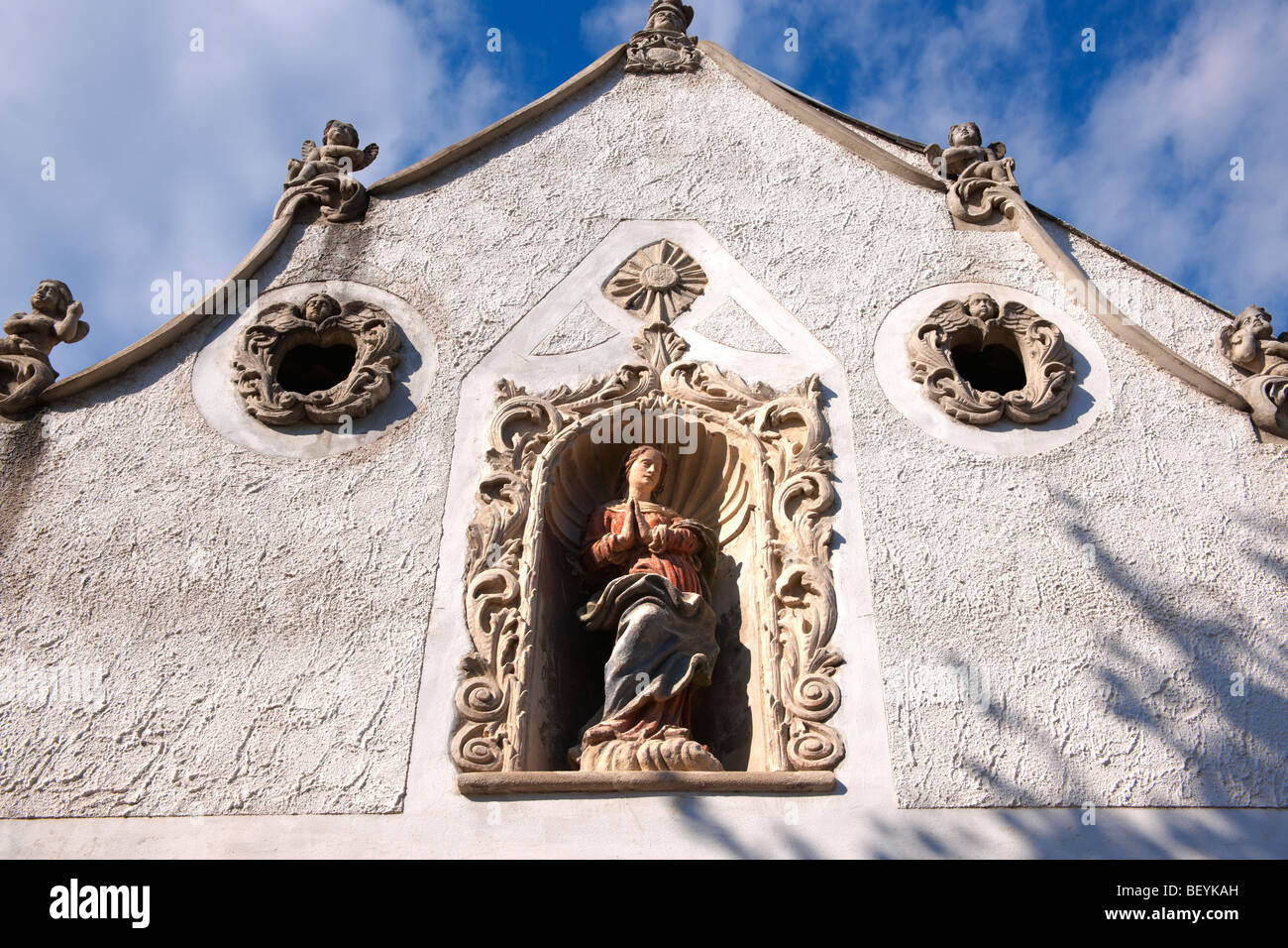 Statues on The two Moors House (K t m r h z). Rustic Baroque ...