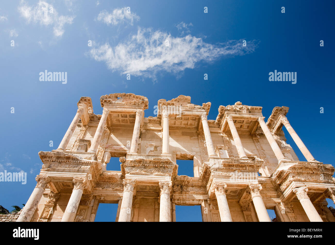 Ancient roman library hi-res stock photography and images - Alamy