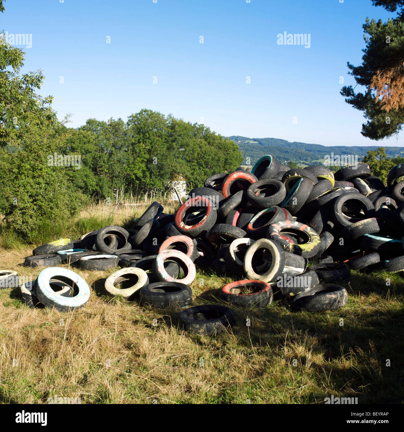 Old tyre environment tyres tipped hi-res stock photography and images ...
