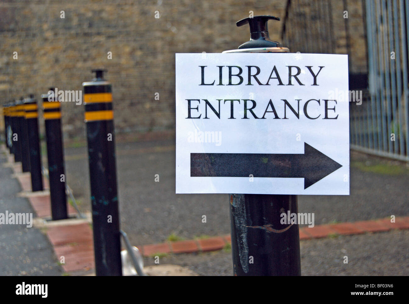 temporary library entrance sign, in richmond upon thames, surrey ...