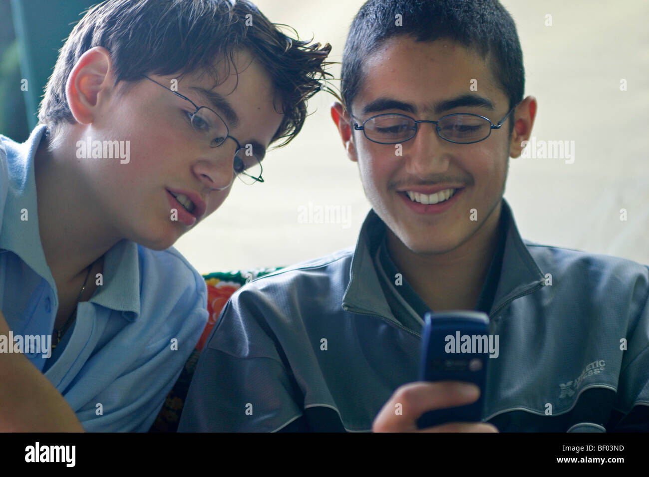teenagers with their mobile phones Stock Photo - Alamy