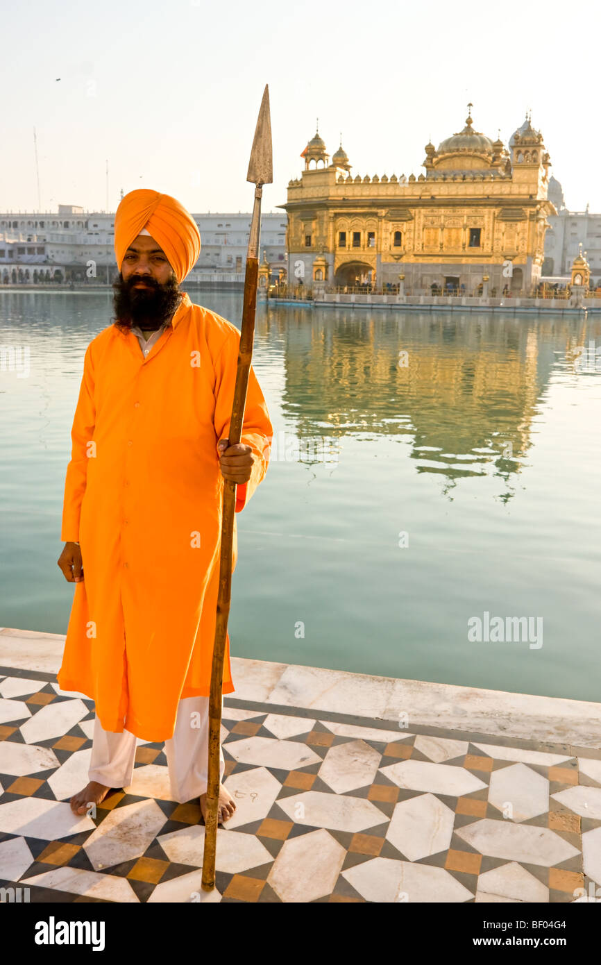 People visiting and praying at Golden Temple, Amritsar, Punjab Stock ...
