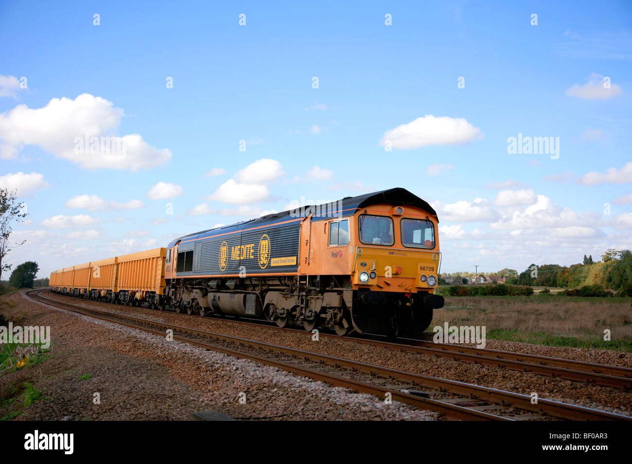 Train rail railway engine loco locomotive containers wagons freight hi ...