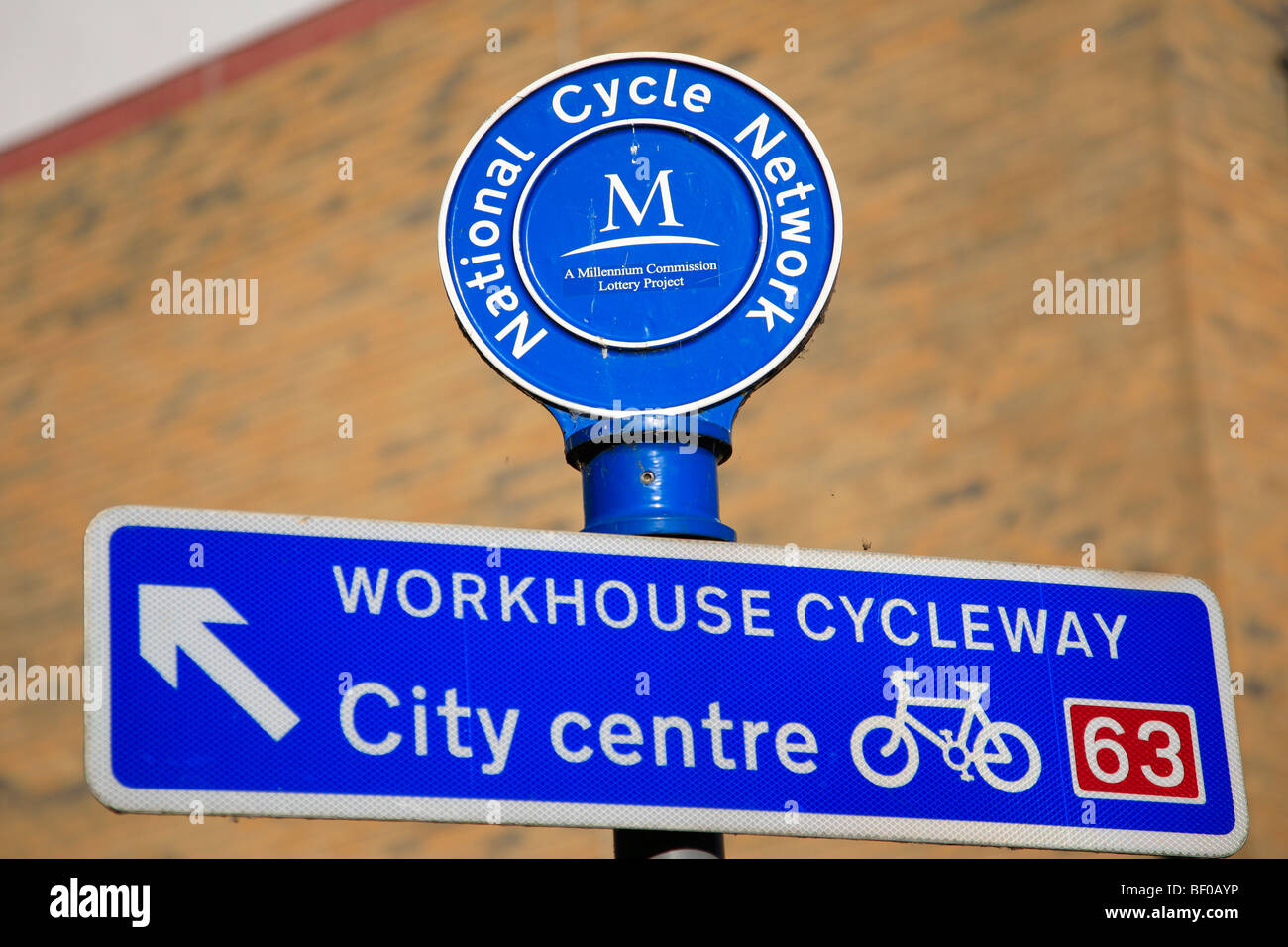 National Cycle Route blue information sign Peterborough City Centre ...