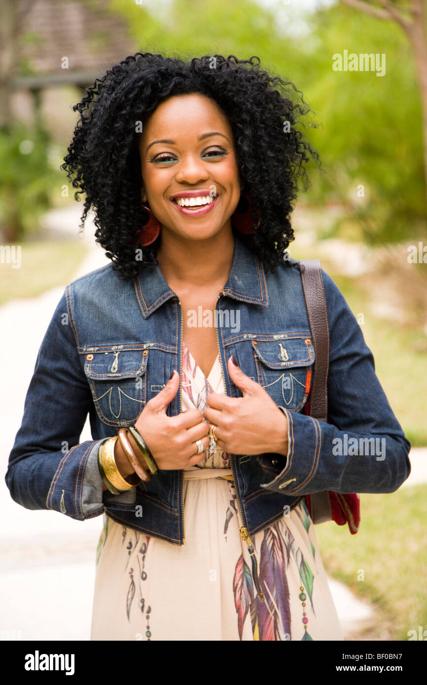 Portrait of a woman smiling Stock Photo - Alamy