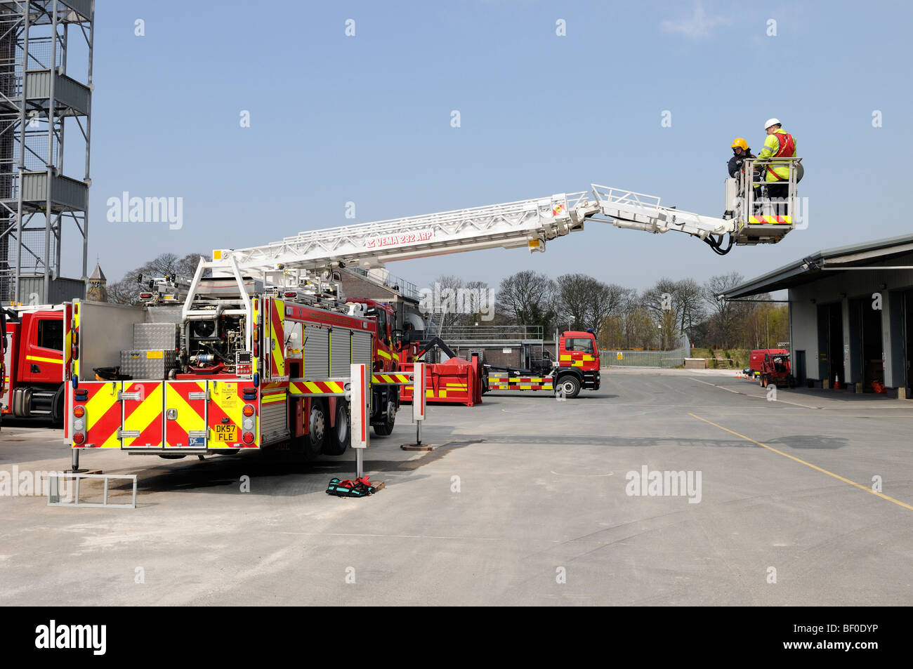 Vema 282 ARP Combined Pump Platform CPP Fire Appliance Stock Photo - Alamy
