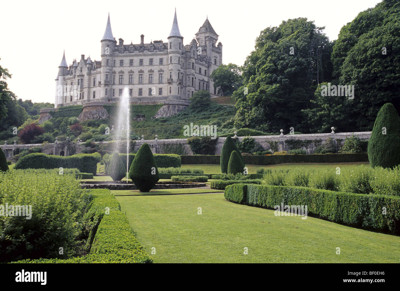 The formal garden of Dunrobin Castle, Golspie, Sutherland, Scotland ...