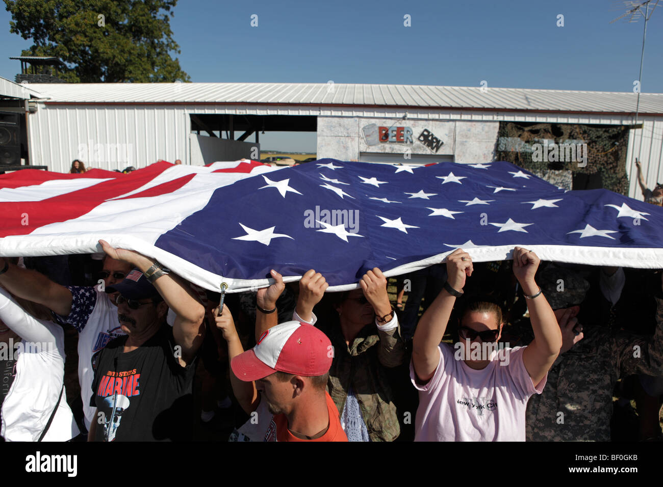 Opening ceremonies of the Kokomo Vietnam Veteran's Reunion. Vietnam ...