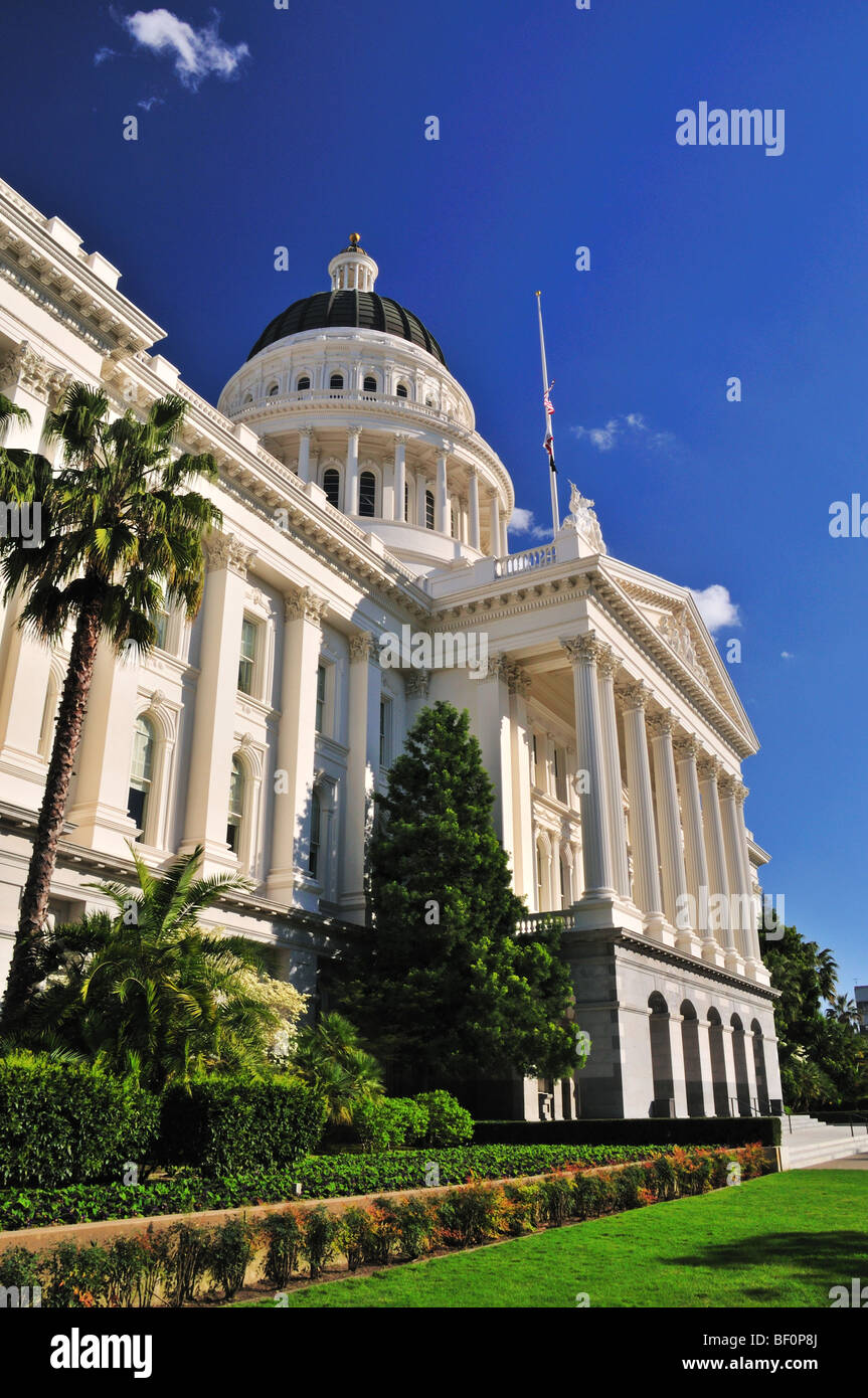 California Capitol building in Sacramento Stock Photo - Alamy