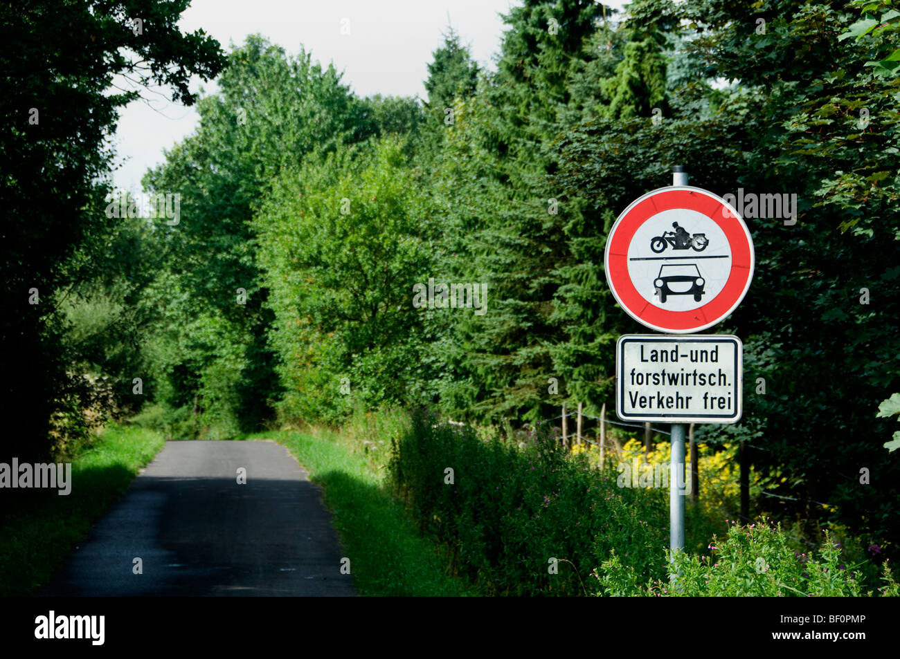 German traffic sign hi-res stock photography and images - Alamy