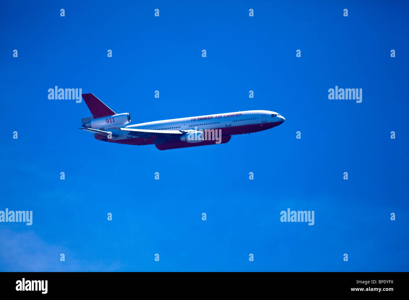 Air tanker hi-res stock photography and images - Alamy