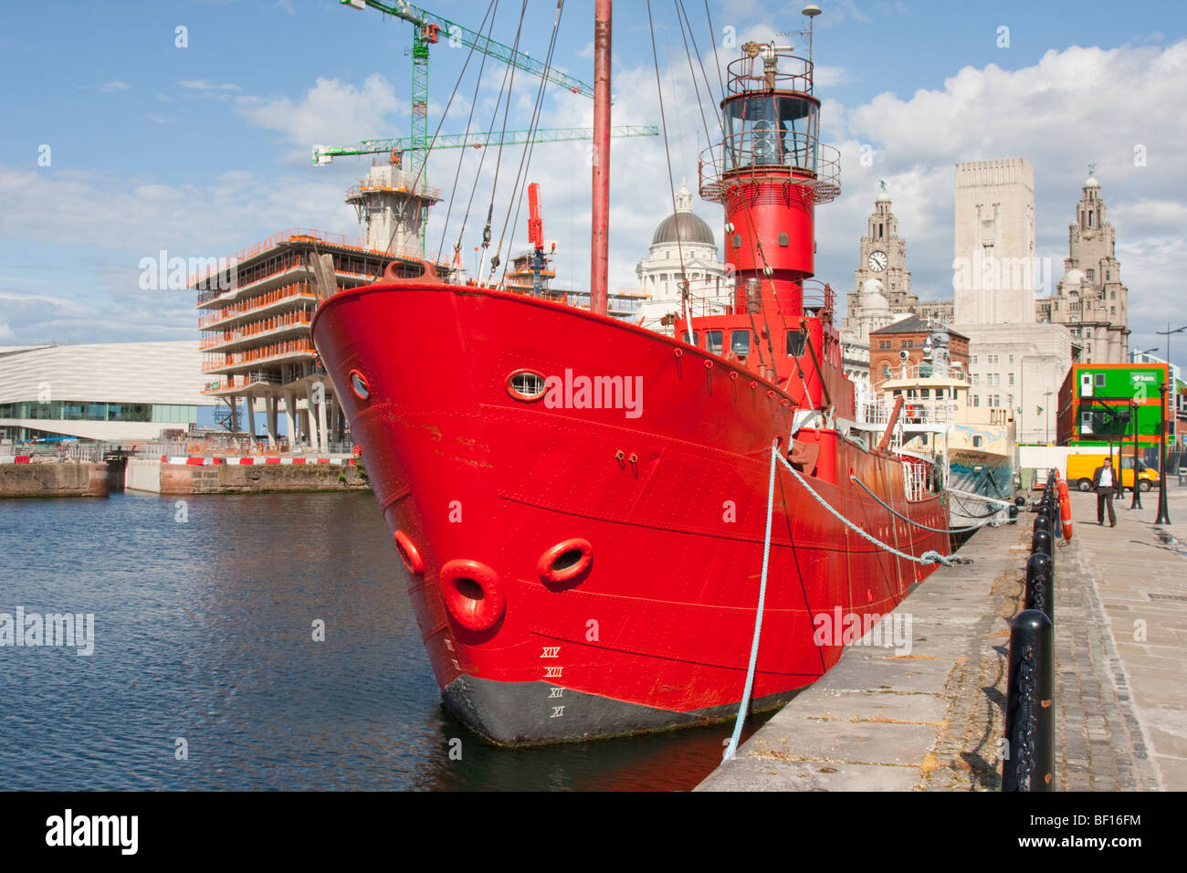 Lighthouse ship hi-res stock photography and images - Alamy