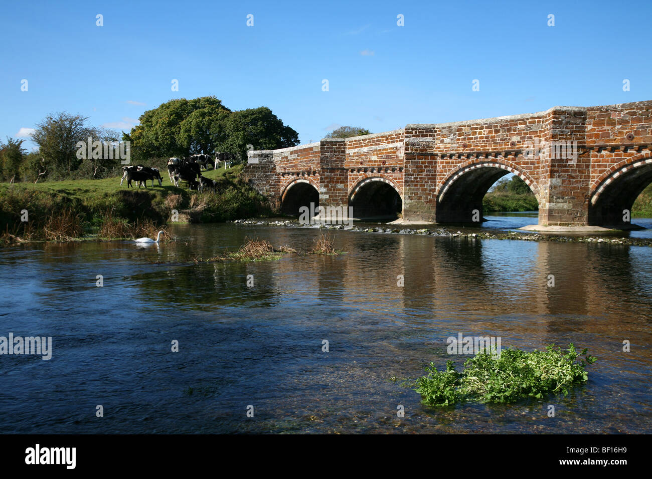 The picturesque White Mill Bridge, a medieval single carriageway bridge ...