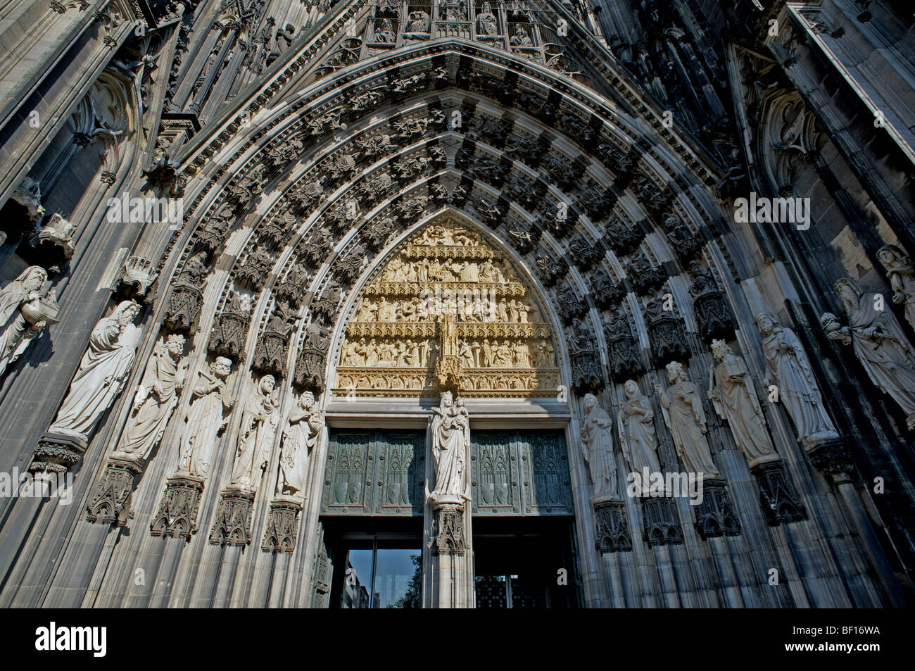 Cologne cathedral doorway hi-res stock photography and images - Alamy
