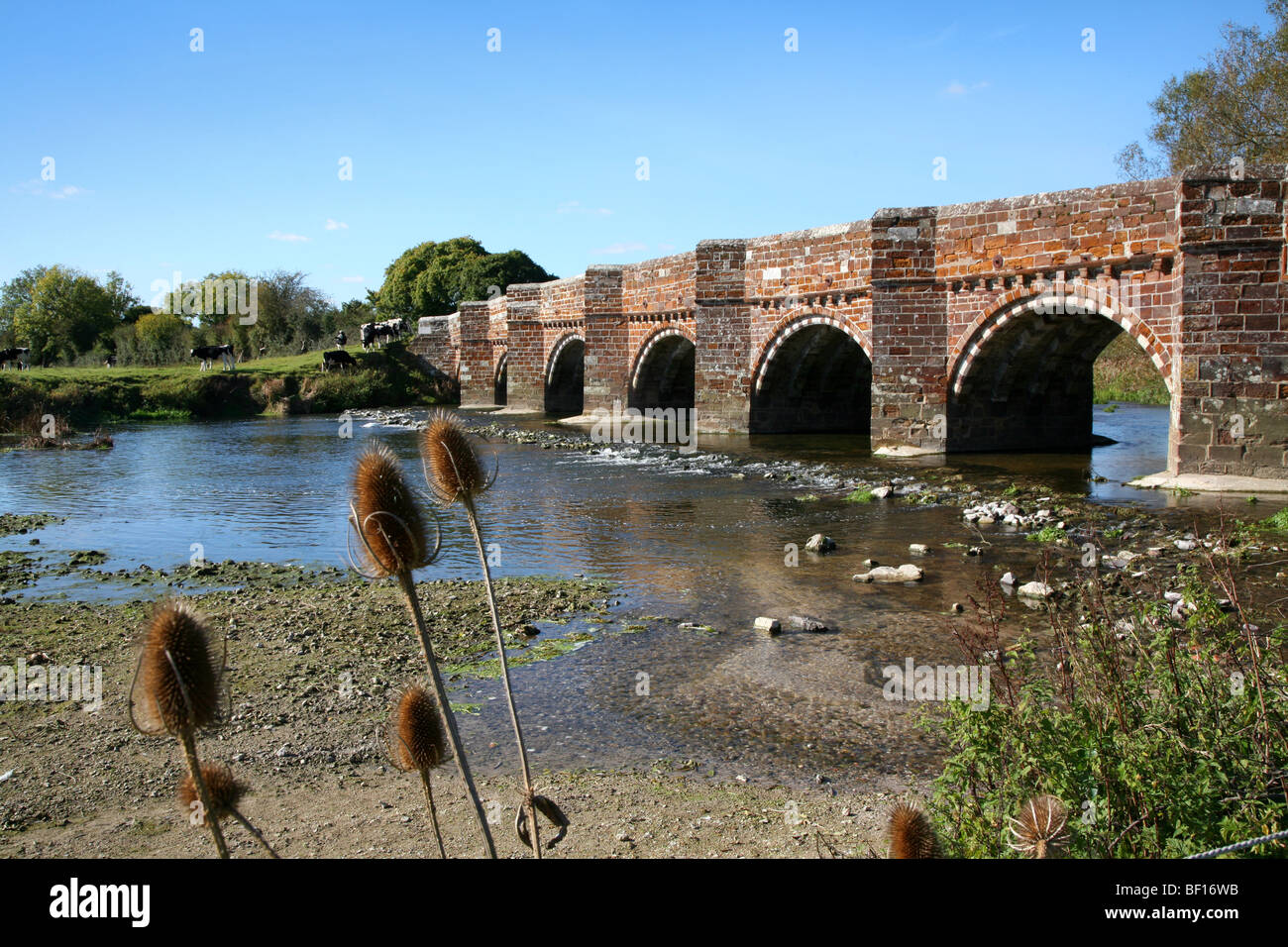The picturesque White Mill Bridge, a medieval single carriageway bridge ...