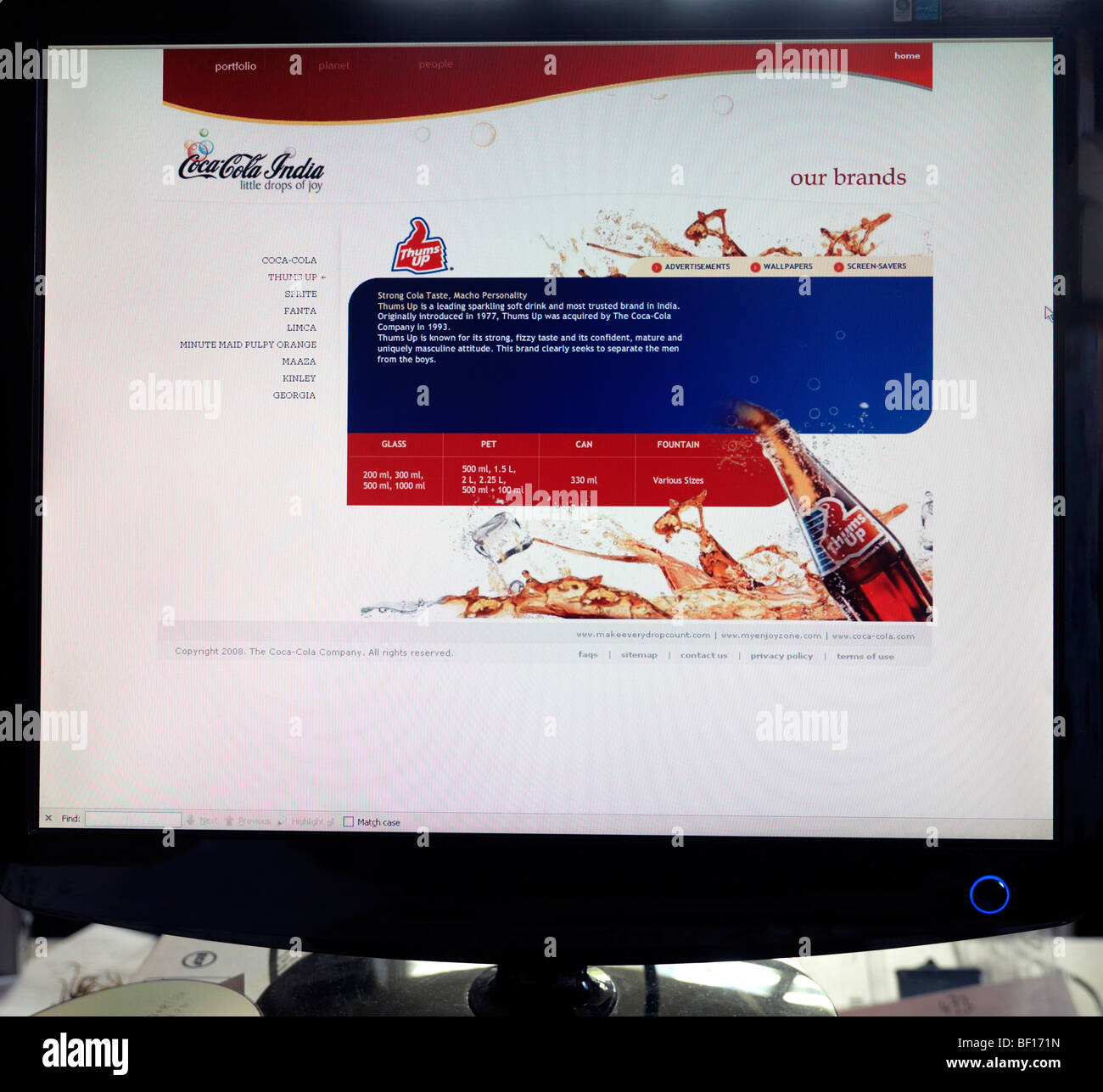 Advert screen hi-res stock photography and images - Alamy