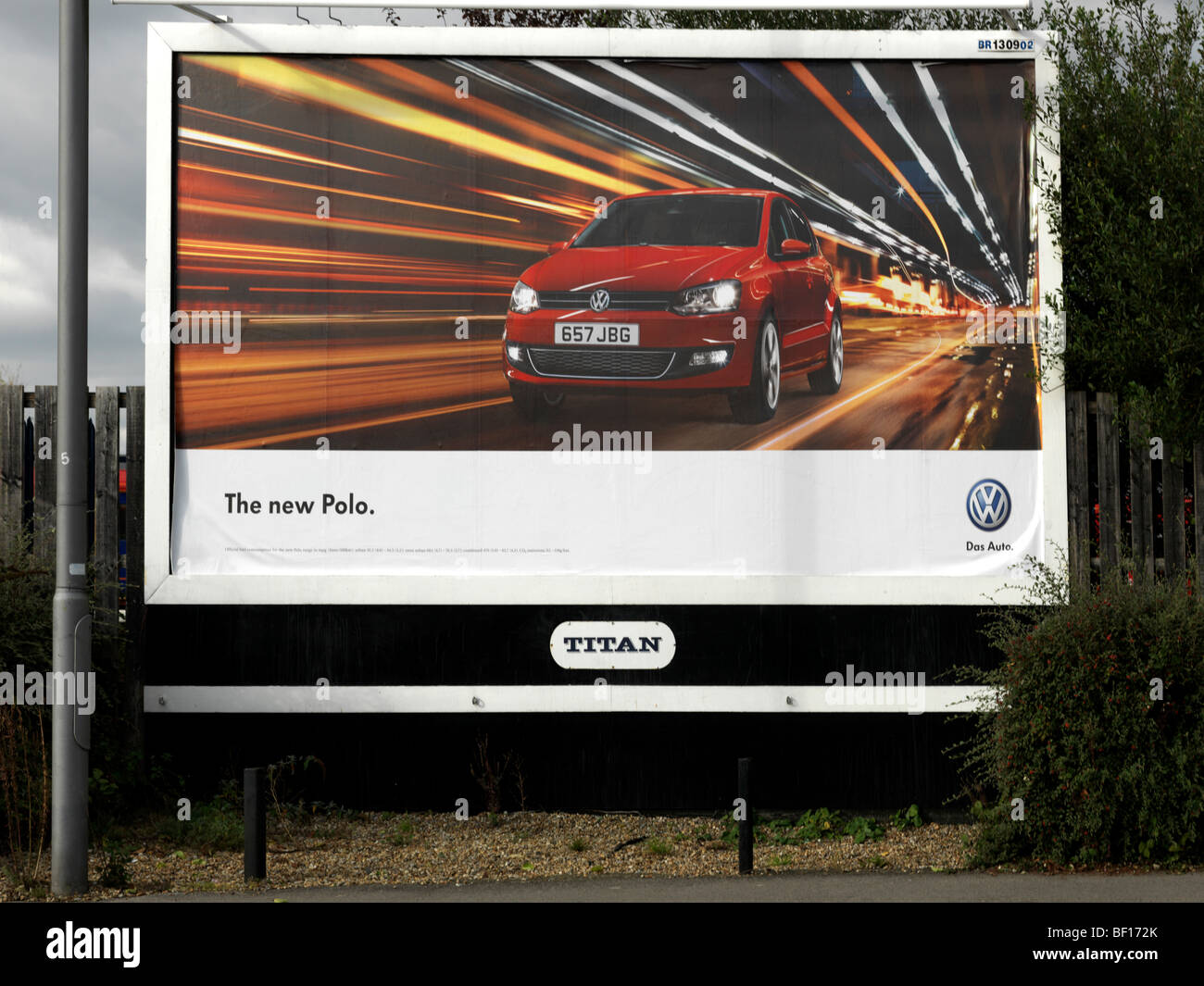 Car advertising hoarding hi-res stock photography and images - Alamy