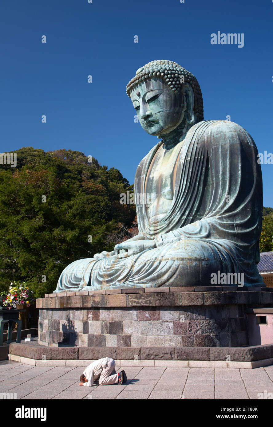 Daibutsu - famous Great Buddha bronze statue in Kamakura, Kotokuin ...