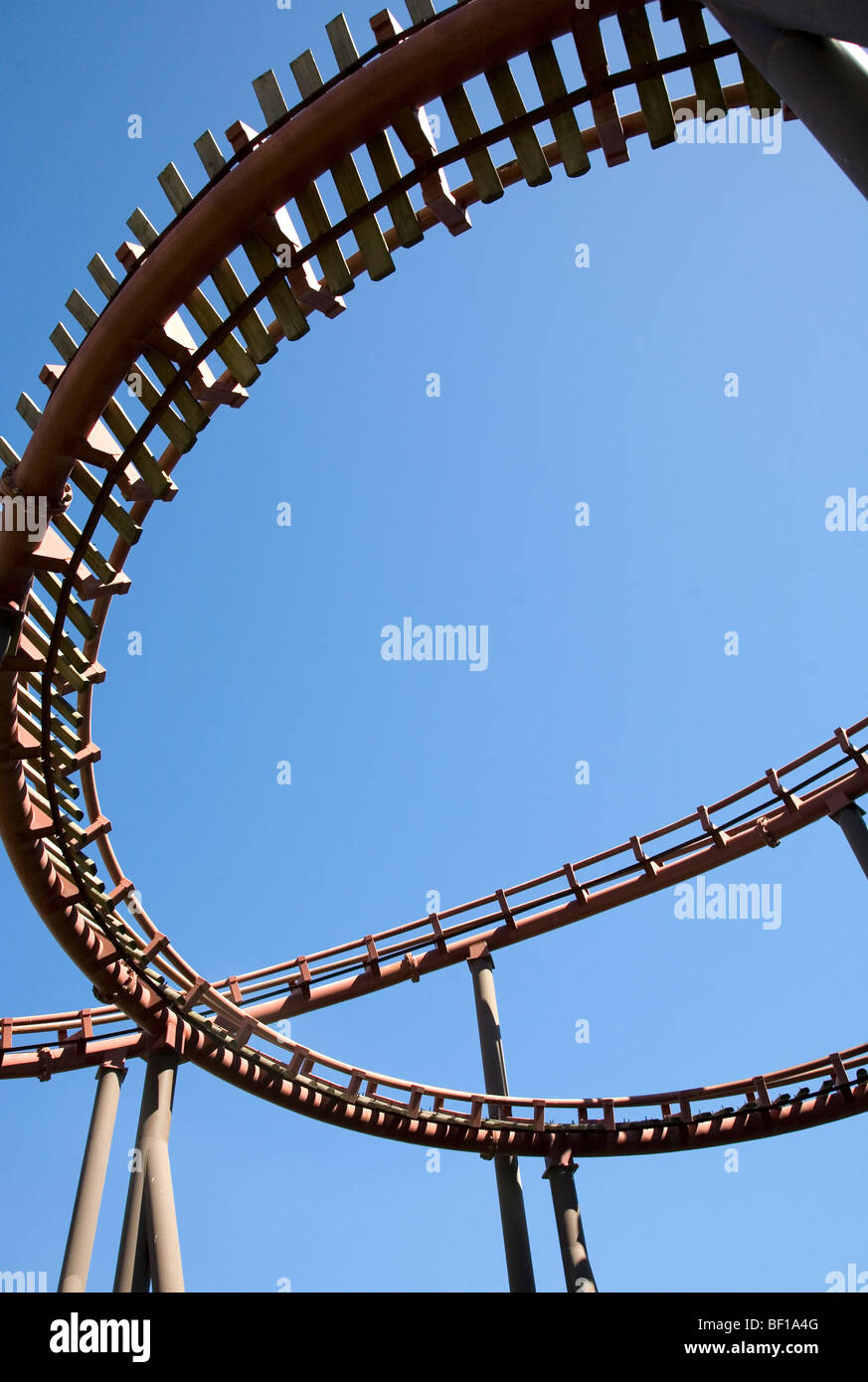 Roller Coaster Track Stock Photos & Roller Coaster Track Stock Images ...