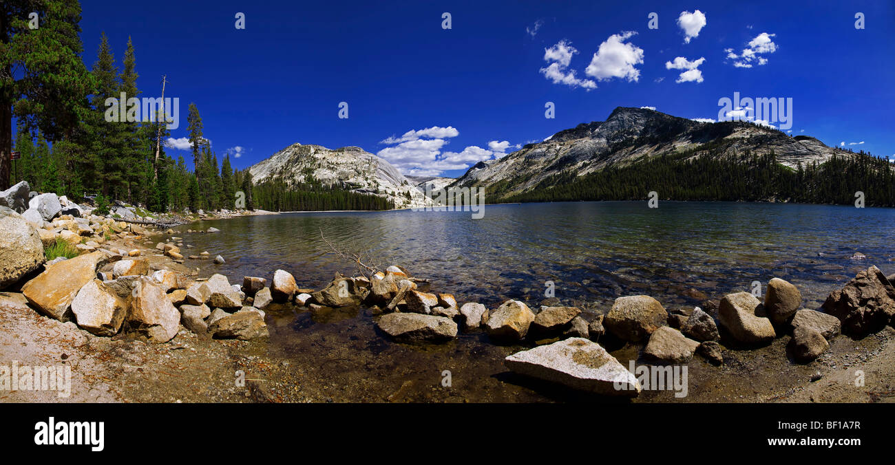 Yosemite lake national park hi-res stock photography and images - Alamy