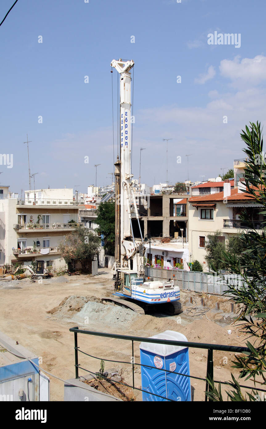 Piling rig hi-res stock photography and images - Alamy
