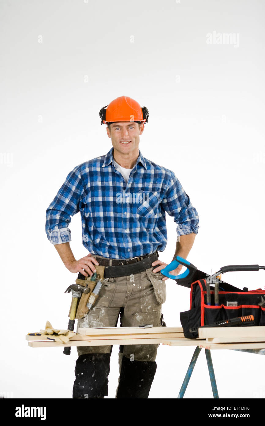 Craftsman symbol hi-res stock photography and images - Alamy