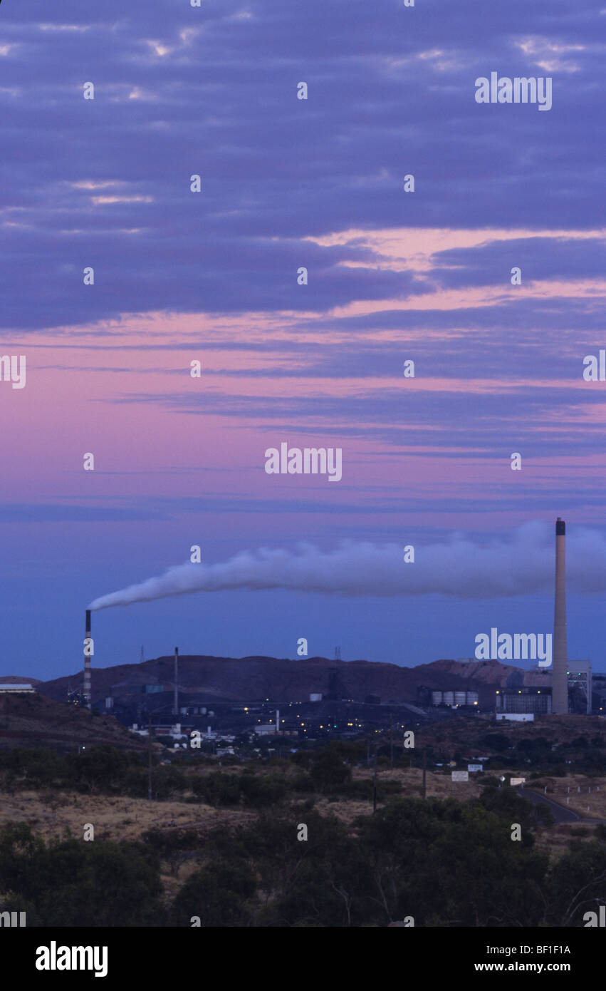 DIAMOND MINES, Australia. Mount Isa. Queensland. pollution. Industry ...