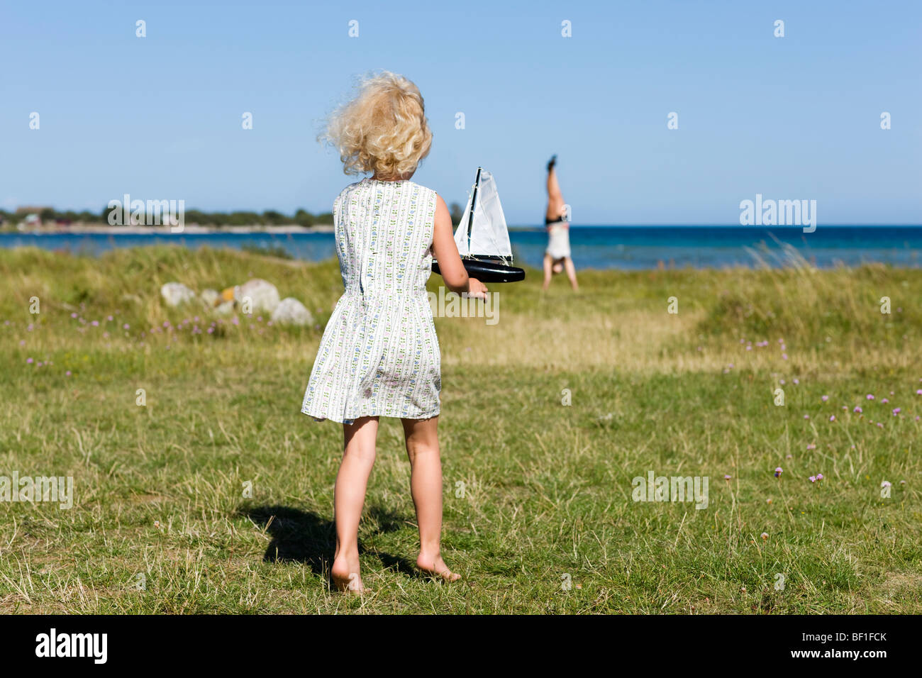 Make a toy boat hi-res stock photography and images - Alamy