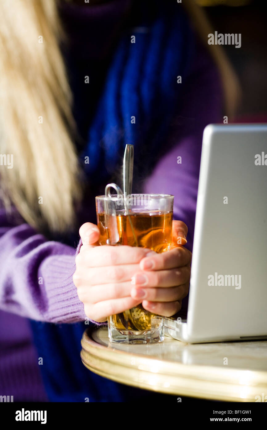 Drunk students person of colour hi-res stock photography and images - Alamy