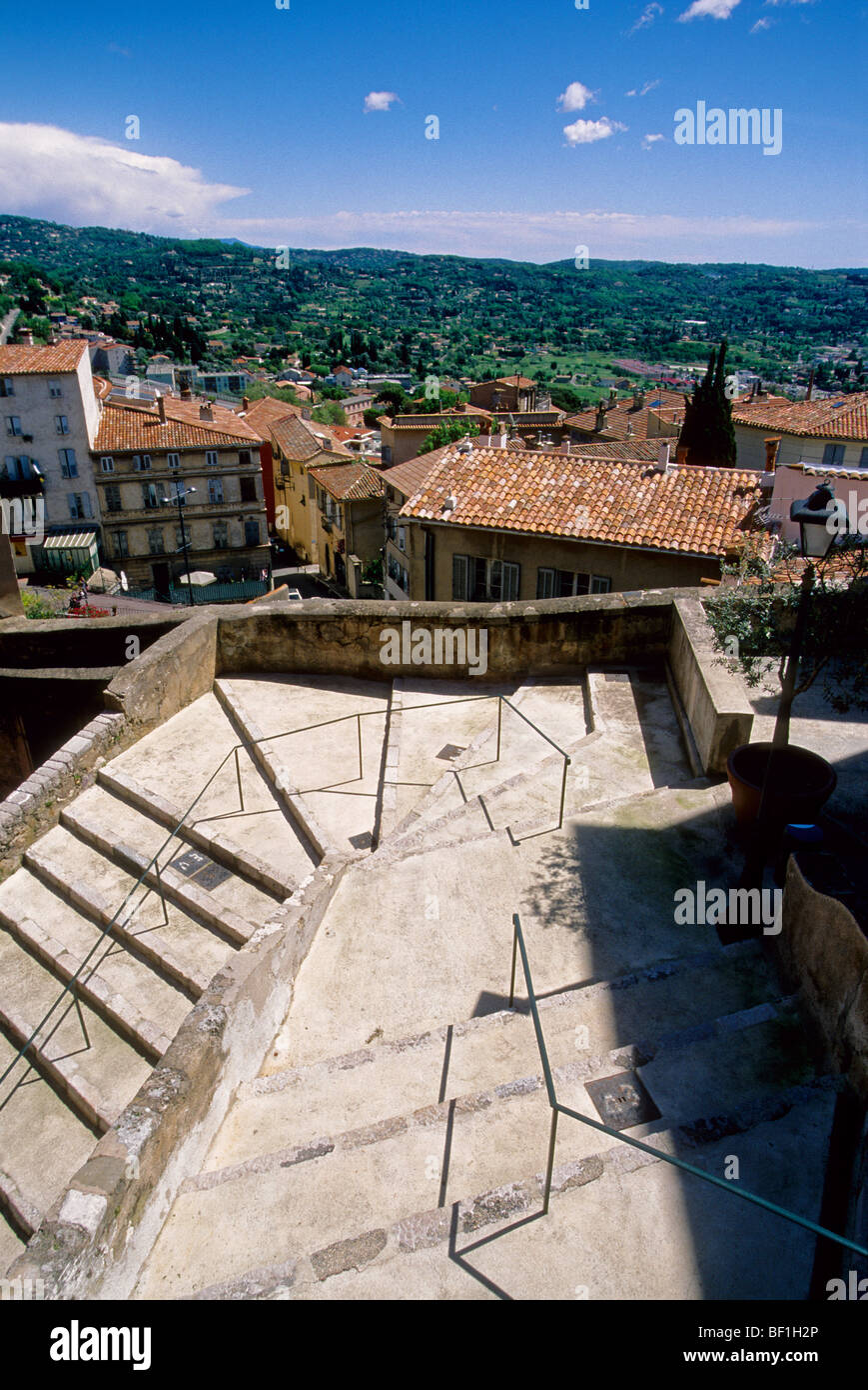 The old city of Grasse Stock Photo - Alamy