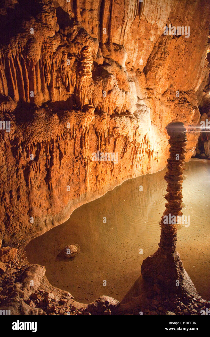 France Armand Cave Stalacmites Stalactites extraordinary shapes Stock ...