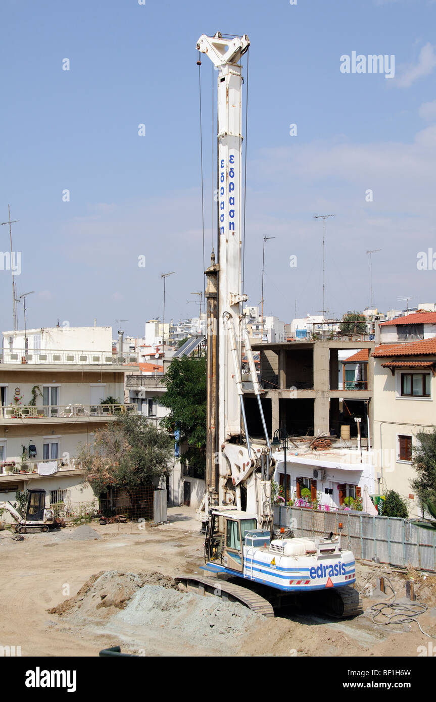 Piling rig hi-res stock photography and images - Alamy